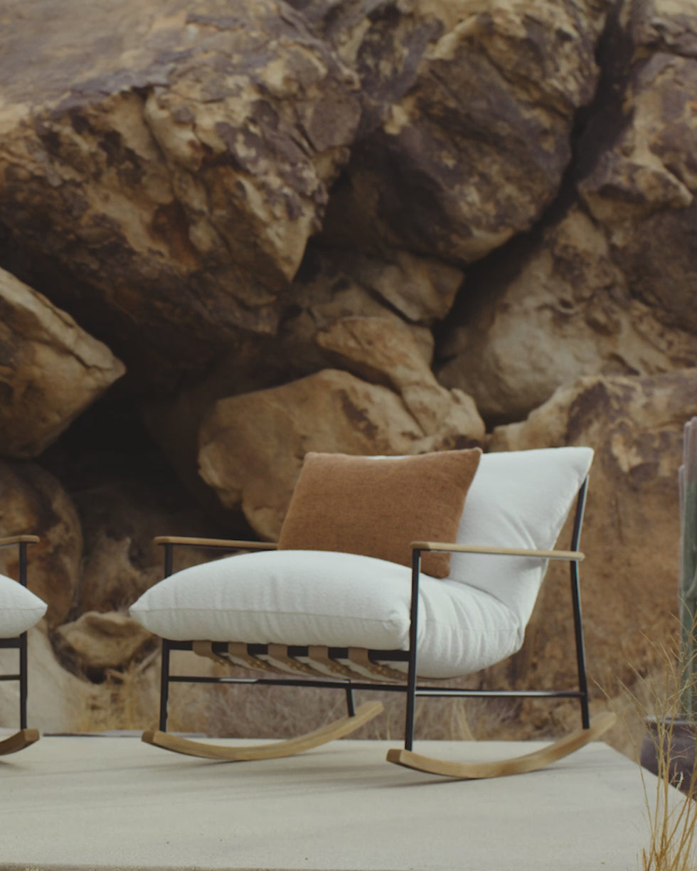 Outdoor Vail Lounge – Denver Modern